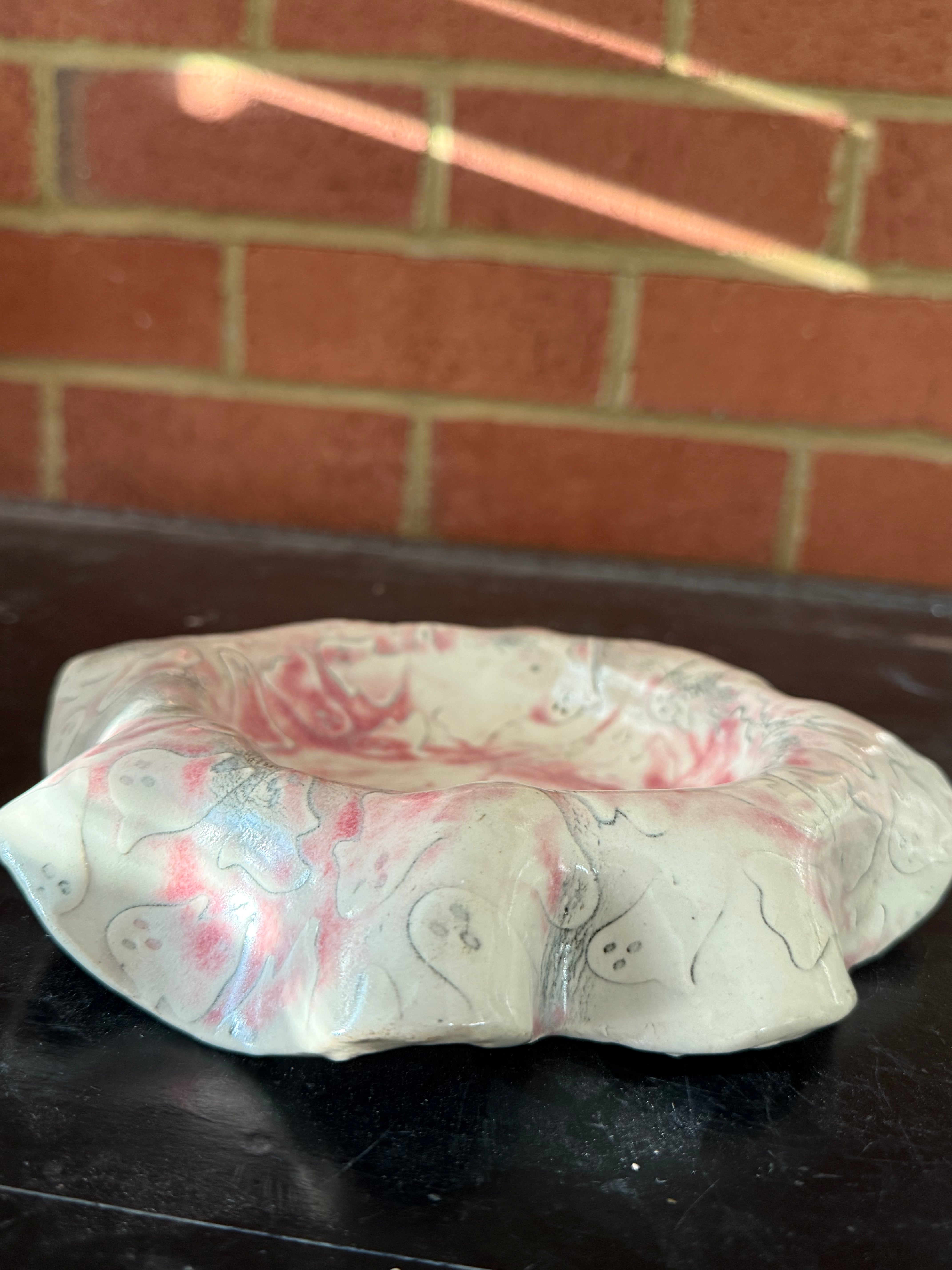 Floating Ghost Plate – Mission Makers Art